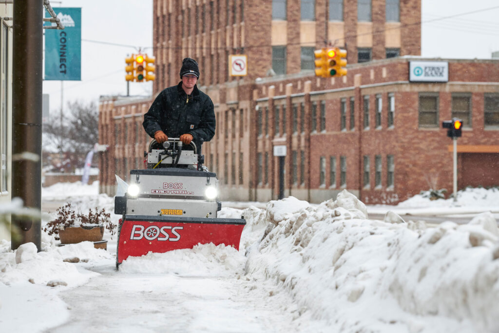 3 Top Features of the BOSS Snowrator You Should Know About | Oaken ...